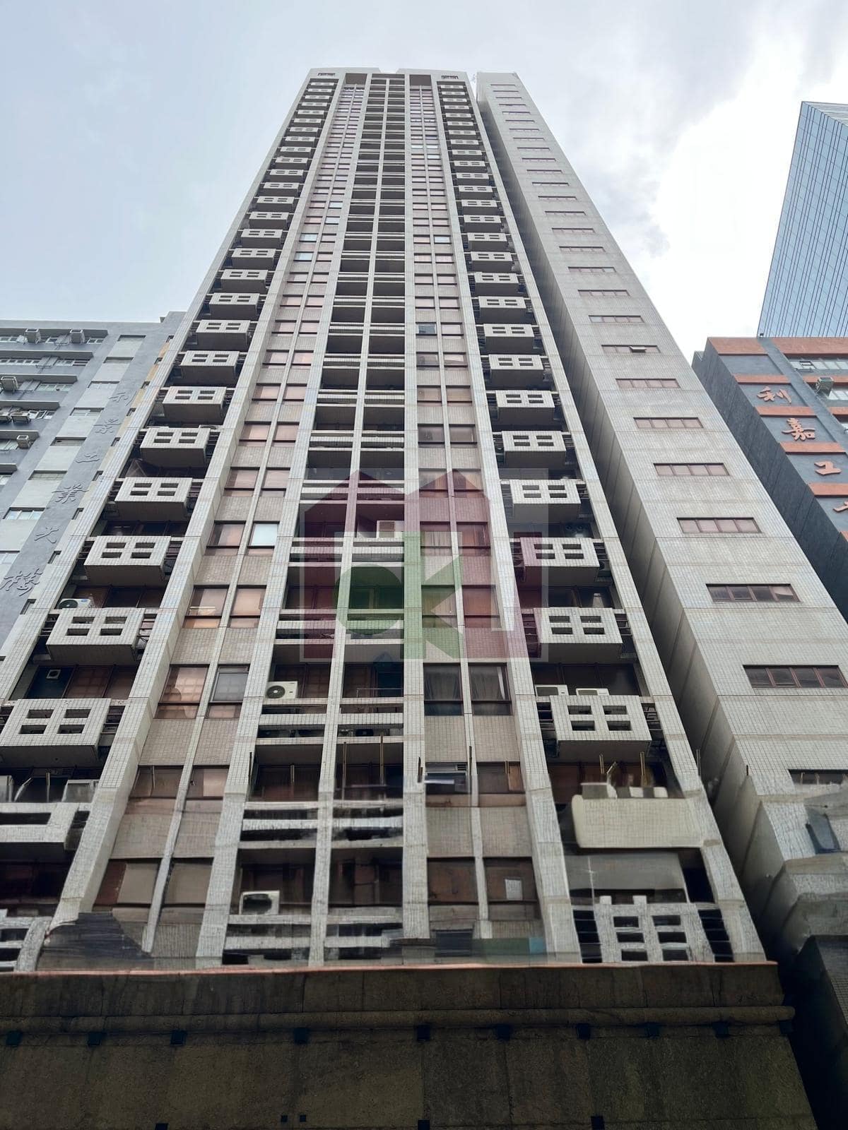 Wong King Industrial Building｜Office for Lease｜Moku Property